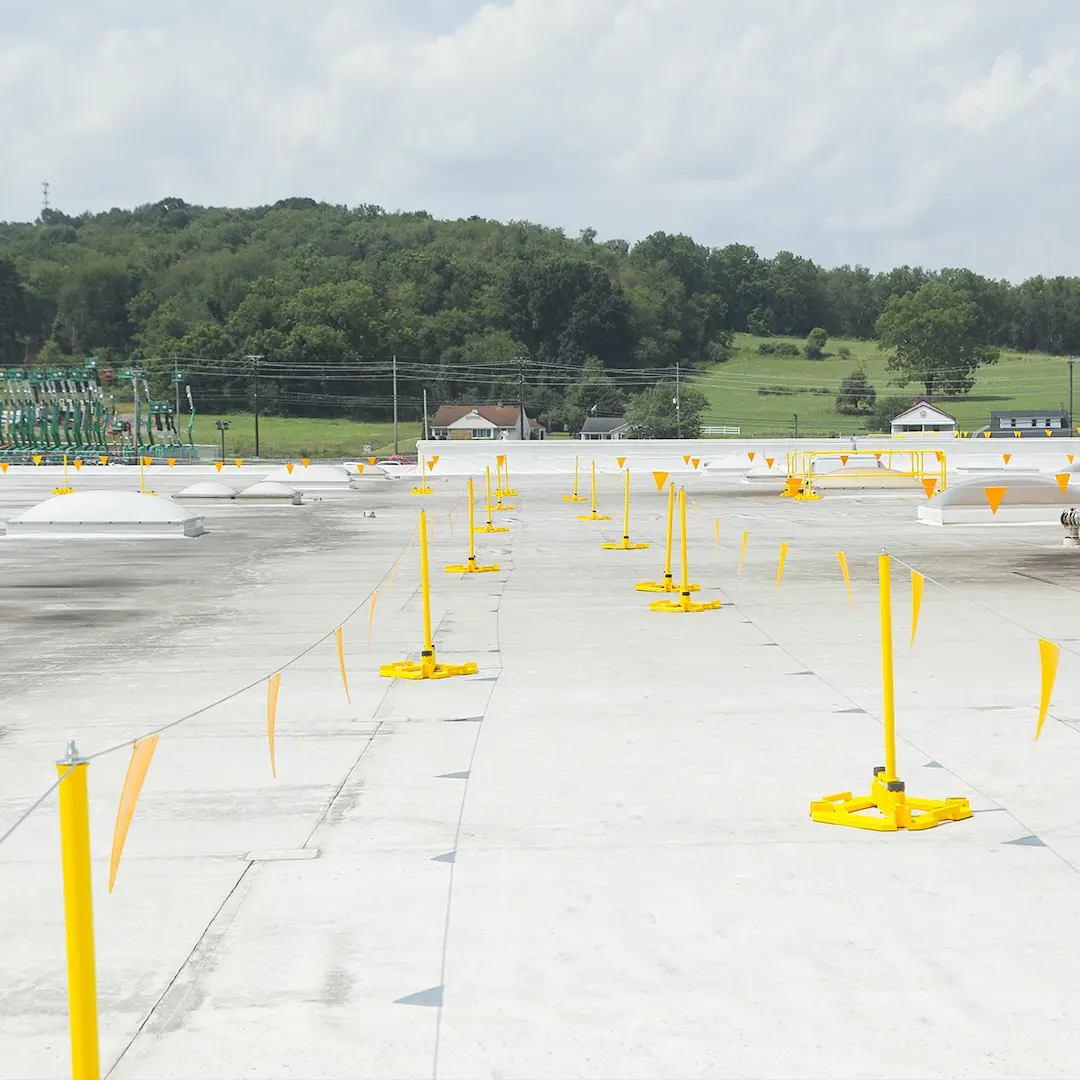Garlock Rooftop Fall Protection Solutions | Guardrail & Warning Line